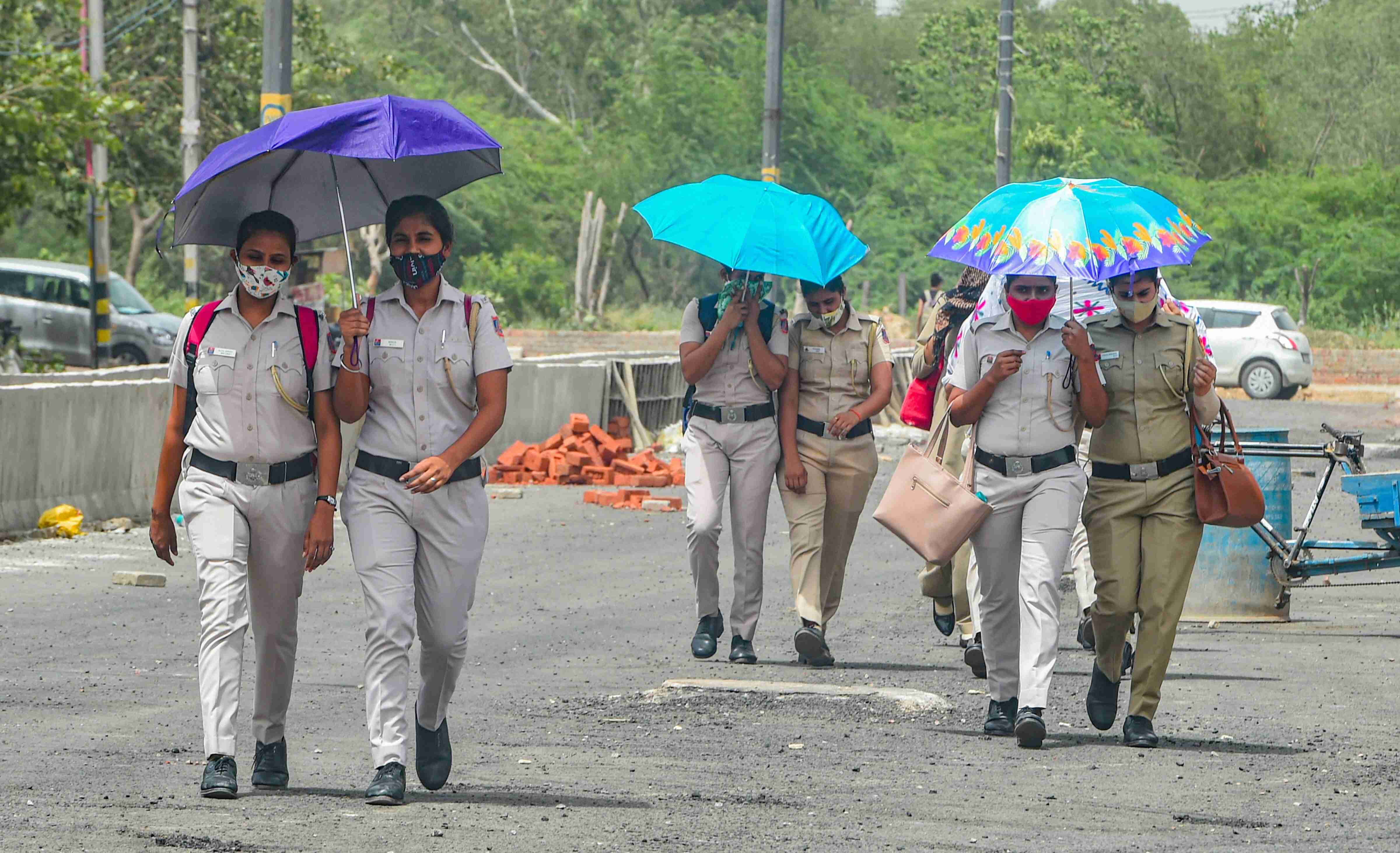 Delhi Sizzles In Severe Heatwave