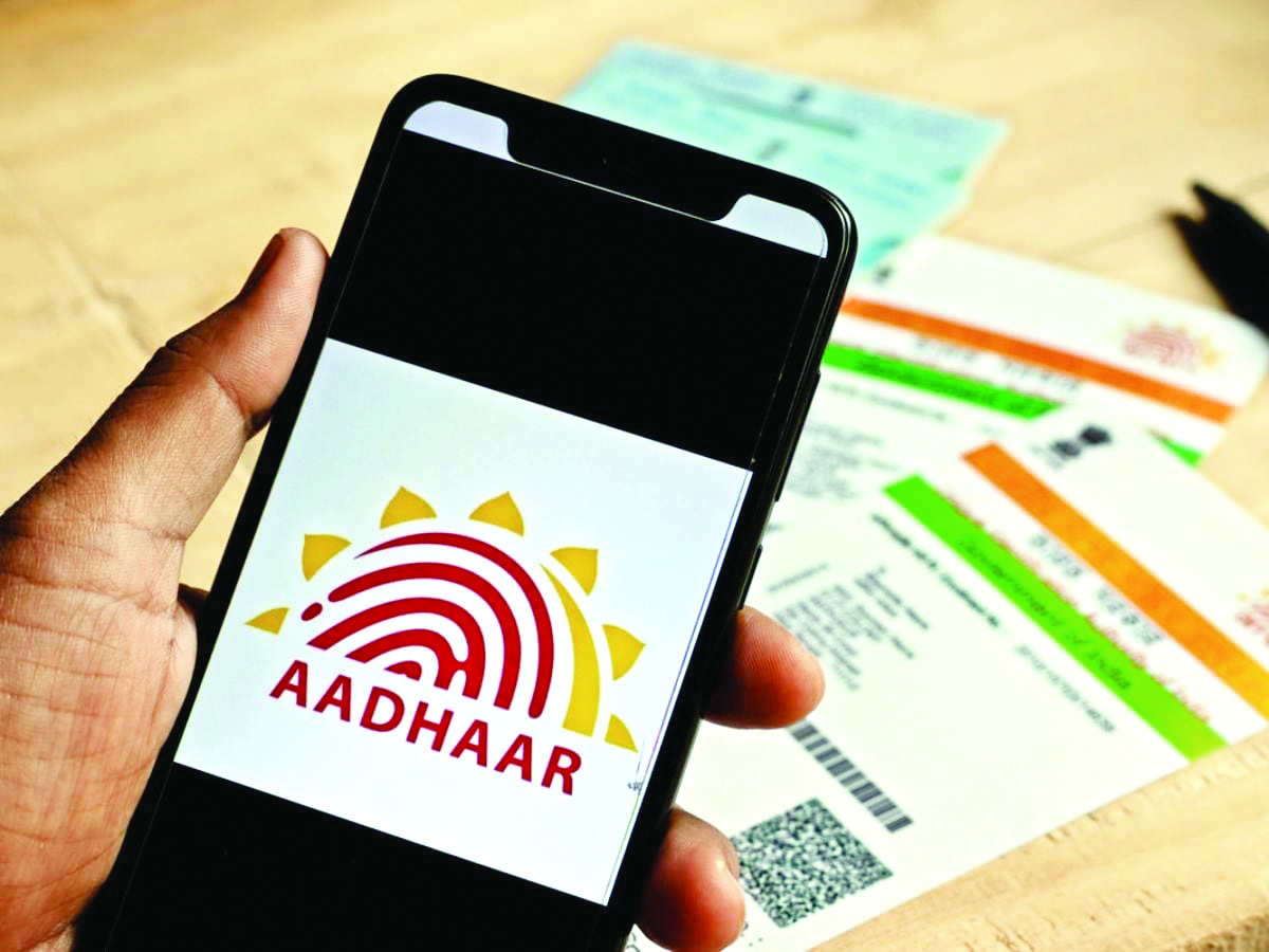Uidai Asks Aadhaar Holders To Update 10 Year Old Records
