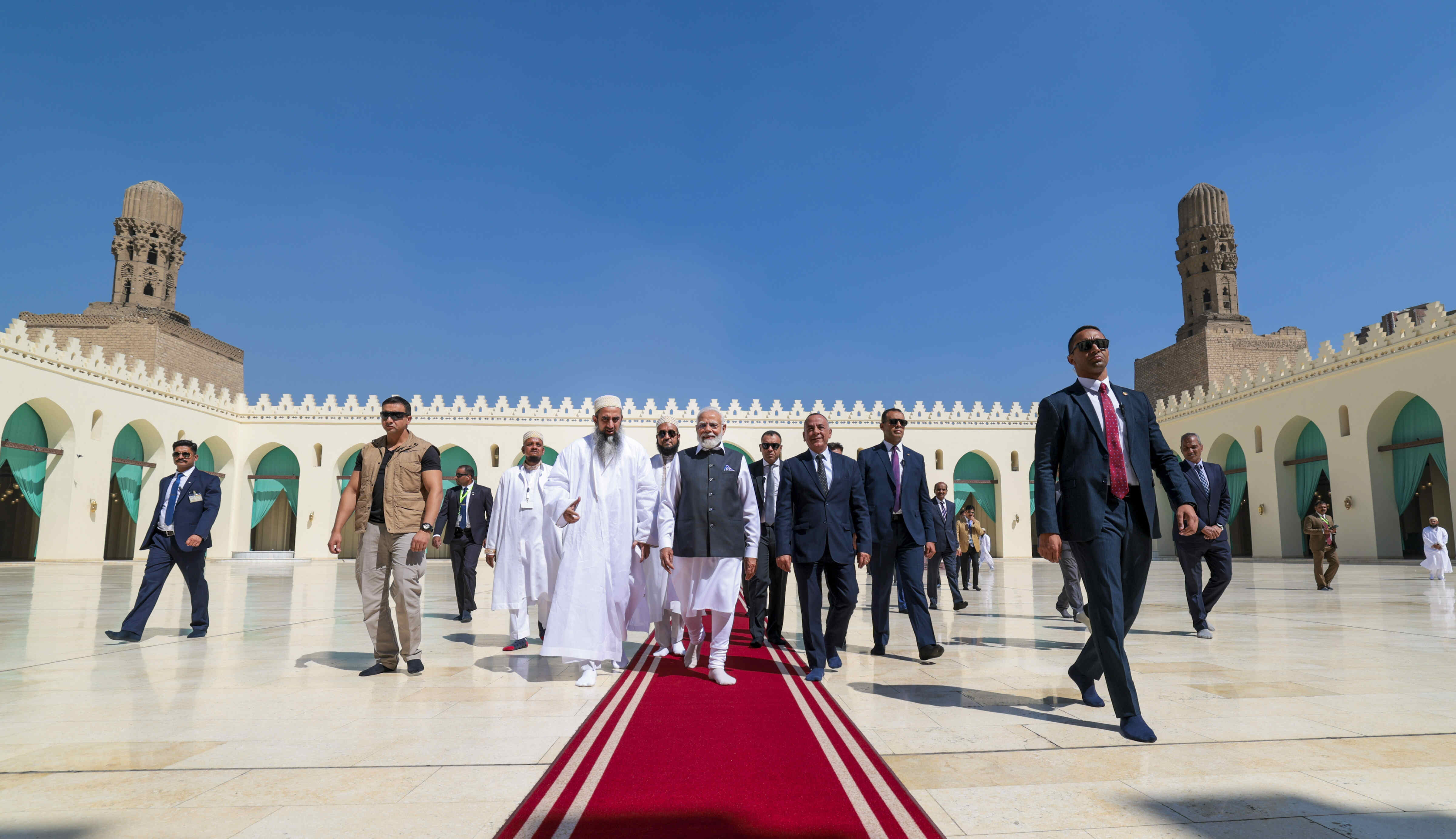 PM Modi visits Egypt's historic 11th century Al-Hakim Mosque, restored ...