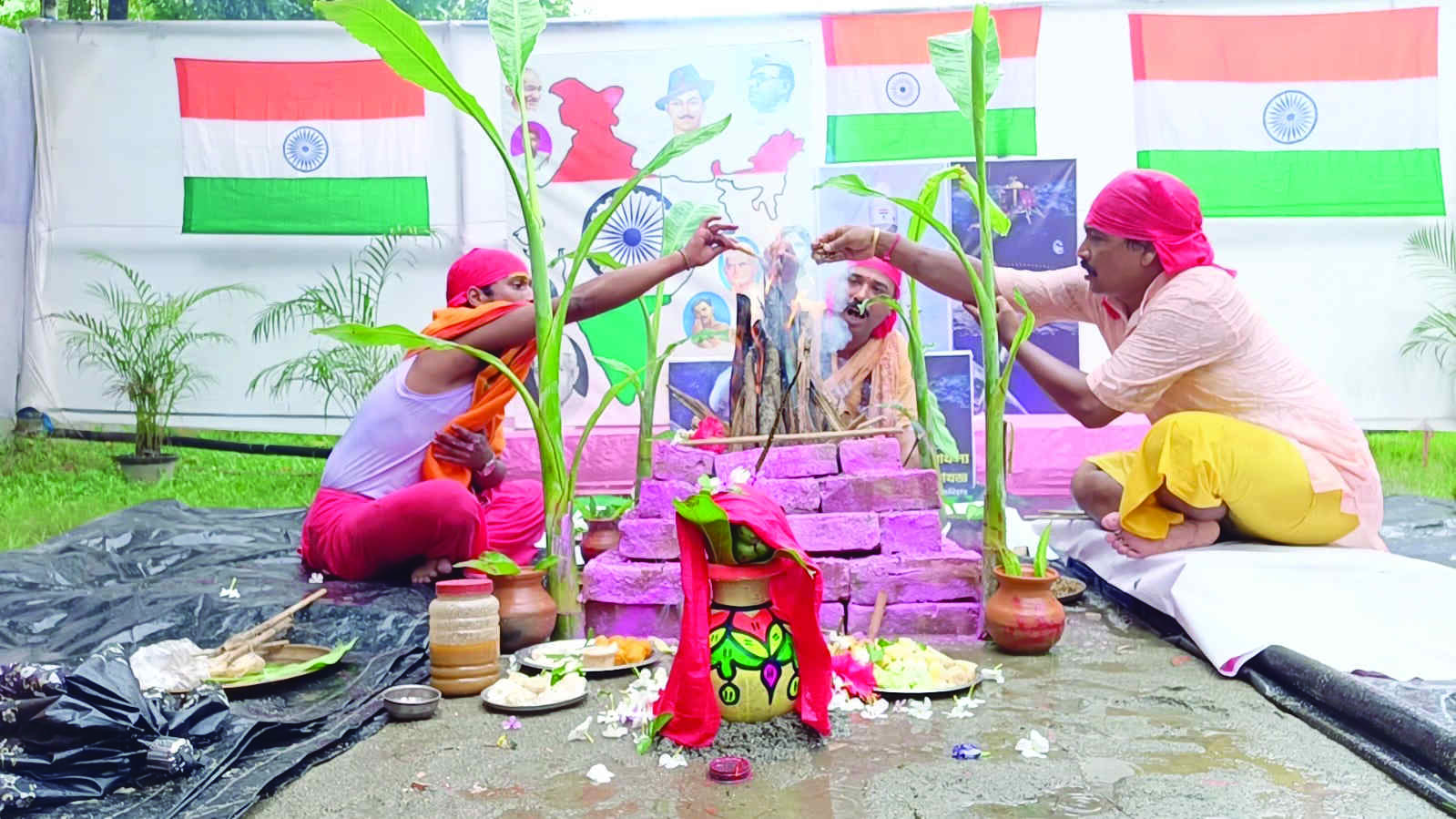 Cooch Behar performs ‘yajna’ for success of Chandrayaan-3