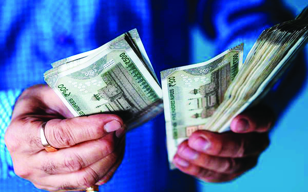 Govt hikes FCI’s authorised capital from `10,000 crore to `21,000 crore