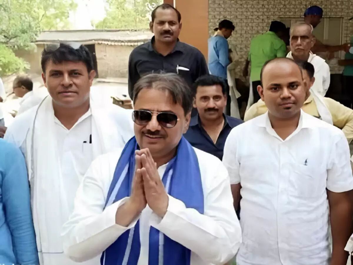 BSP leader and former UP MLA Shah Alam alias Guddu Jamali joins ...