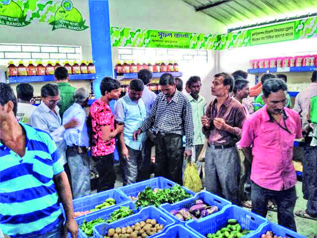 Ramadan: State sets up 25 new Sufal Bangla stalls