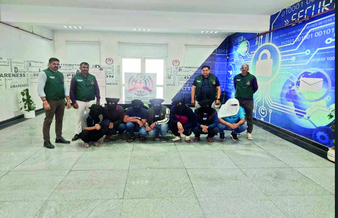 Delhi Police busts fraud syndicate scaming insurance policy holders