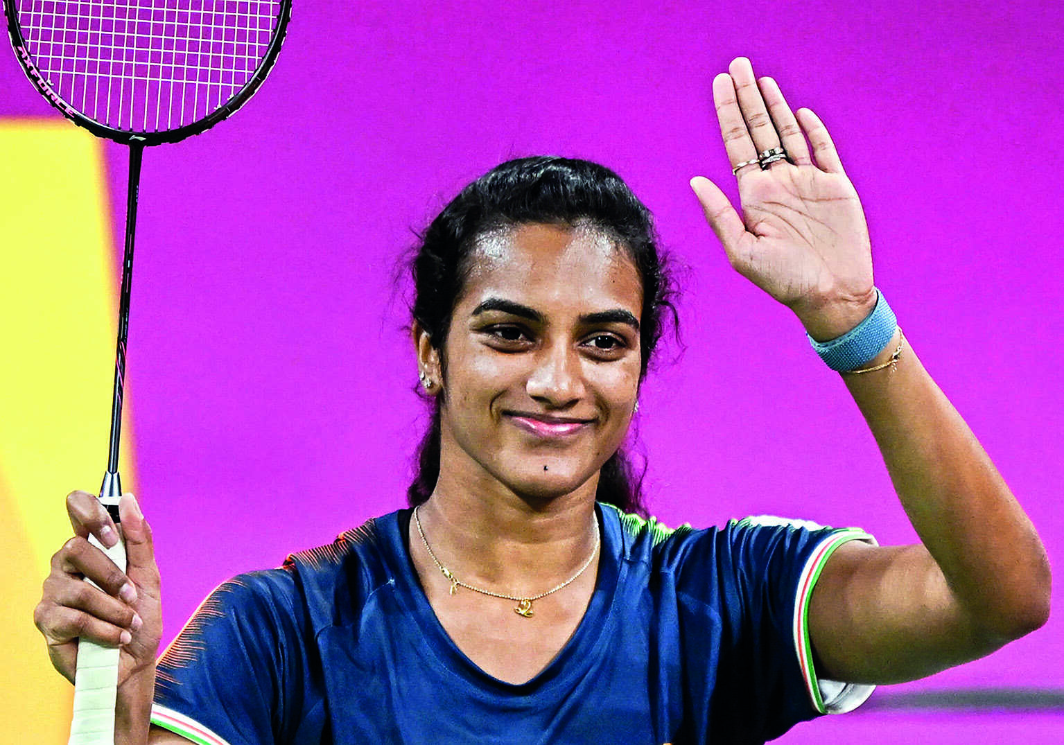 Sindhu struggles past Sim Yu Jin, Ashmita stuns Beiwen to enter QFs