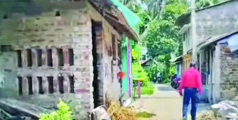 Explosion at illegal cracker factory