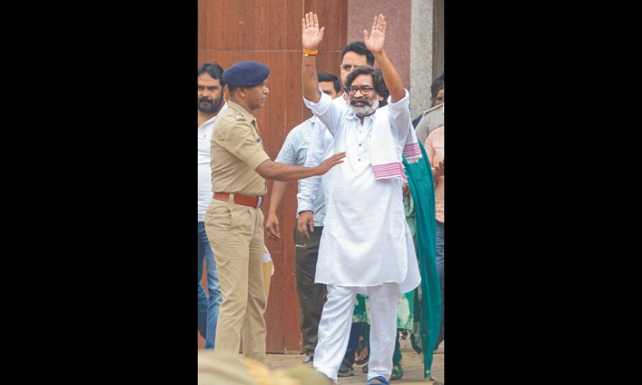 Hemant Soren walks out of jail, says ‘I am victim of conspiracy’