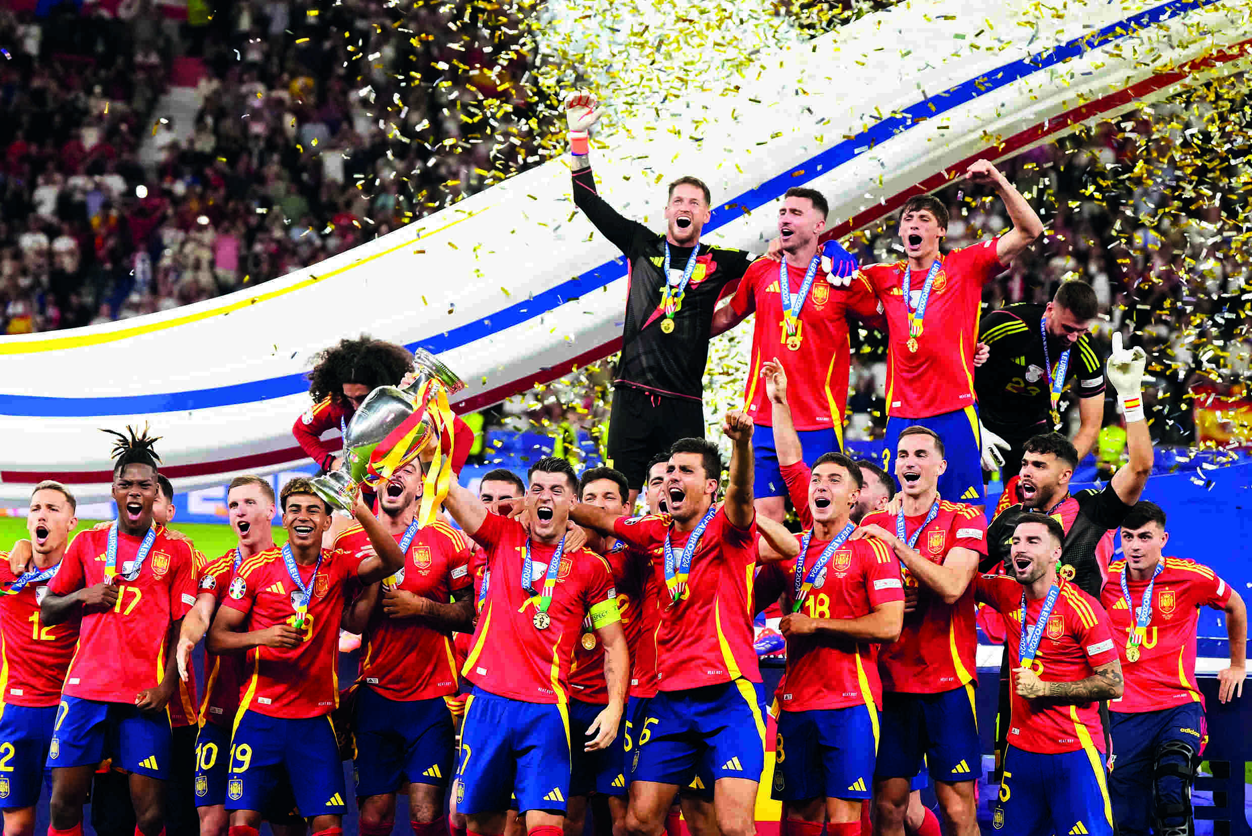Spain beat England 2-1 to lift its 4th European football title