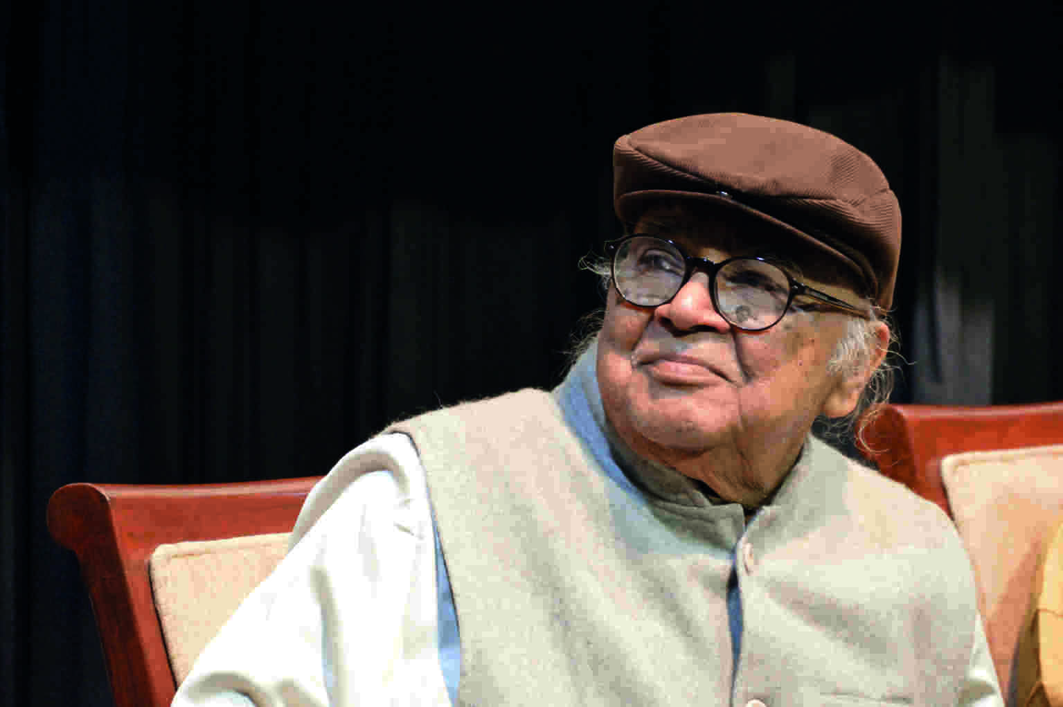 Veteran actor Manoj Mitra’s condition ‘critical’, put on non-invasive ...