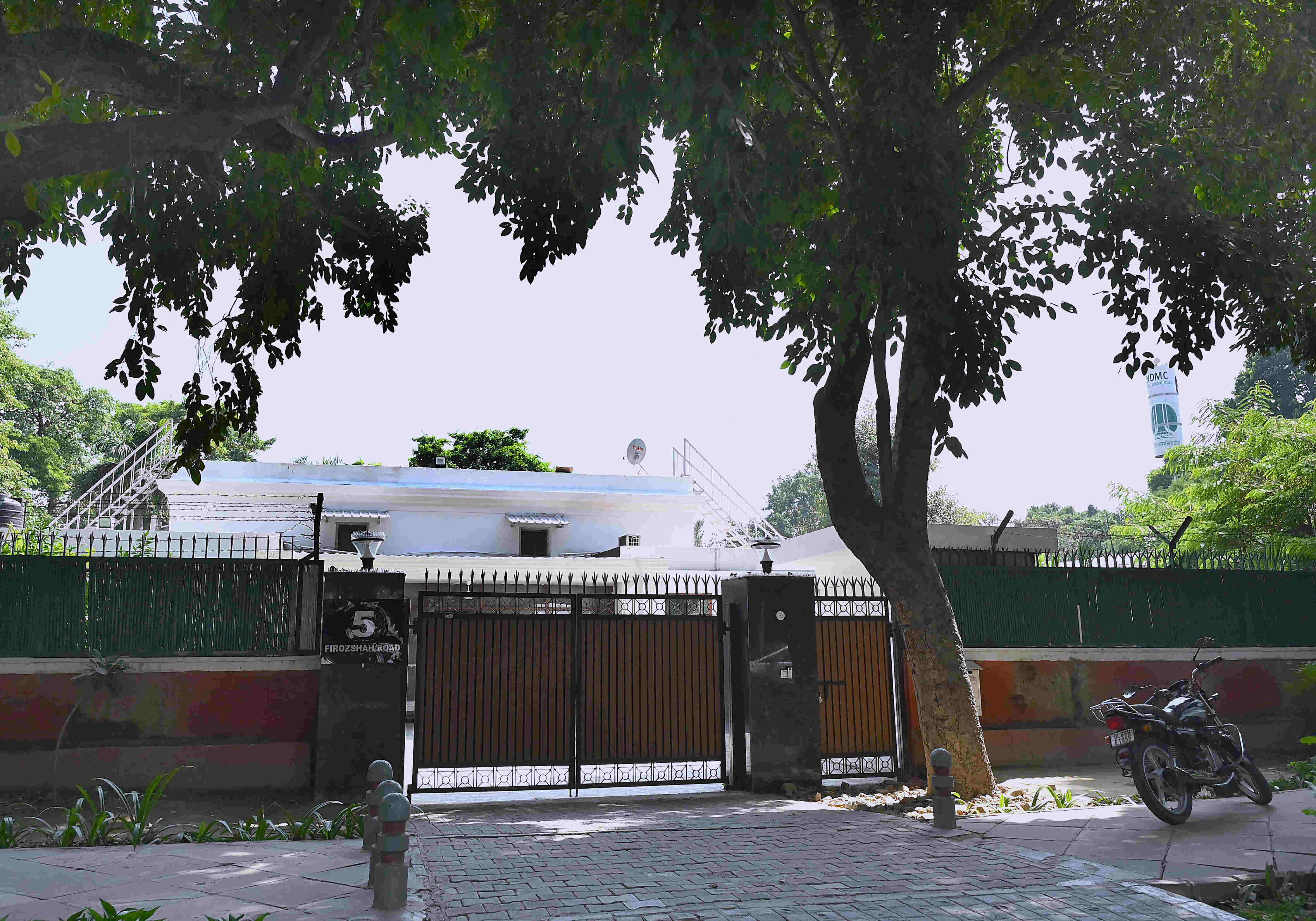 Kejriwal vacates CM residence, moves to AAP MP's Lutyens' Delhi bungalow