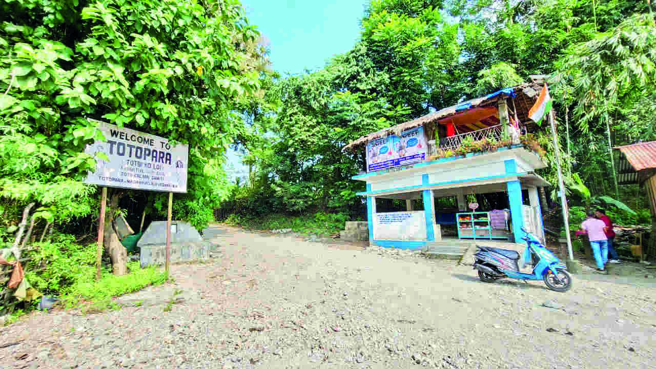 Encouragement: District admin introduces posters in Toto script