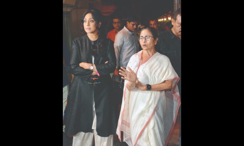 Moon Moon Sen’s husband, Bharat Dev Varma passes away at 75; CM says ...