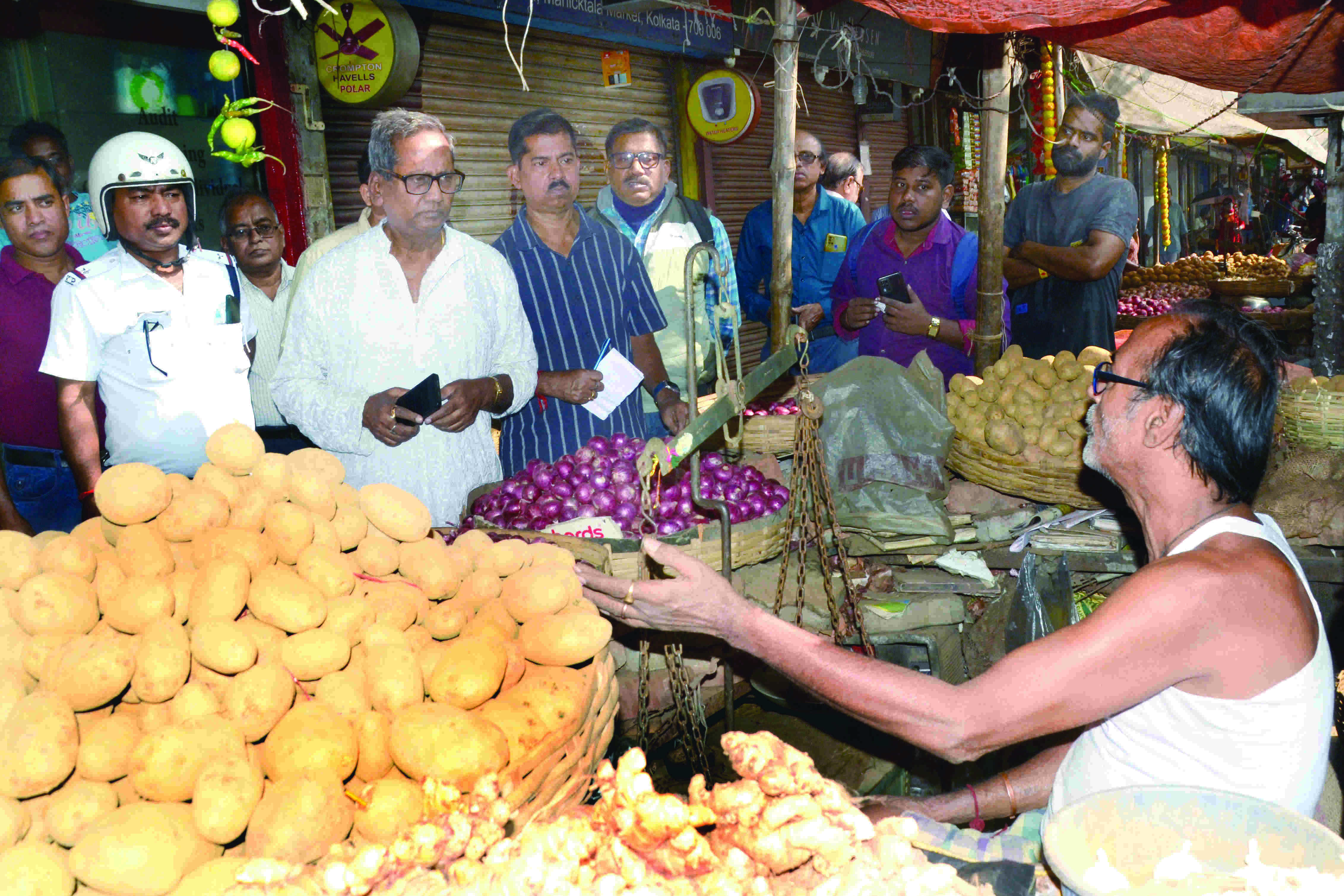 Escalating prices: Task Force inspects three city markets