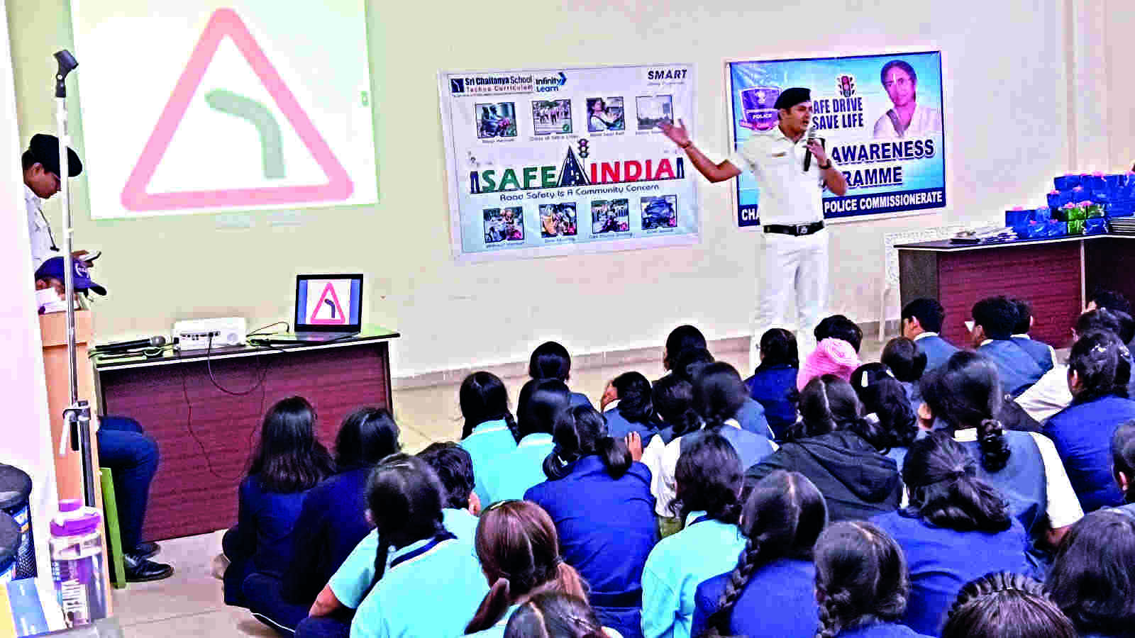 Bengal police conducts traffic awareness camp for school children