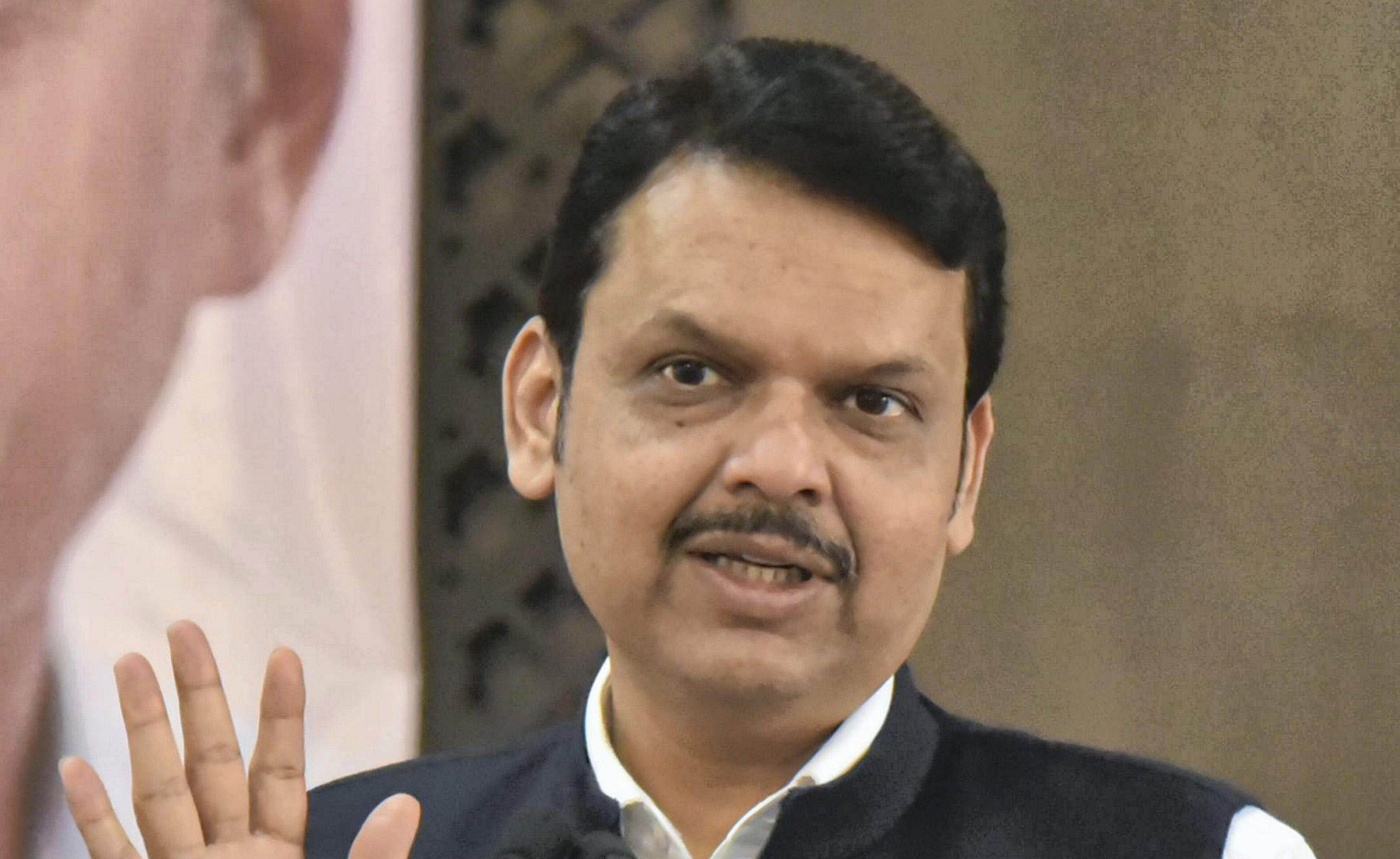 Fadnavis asks transport department to use AI for road safety measures