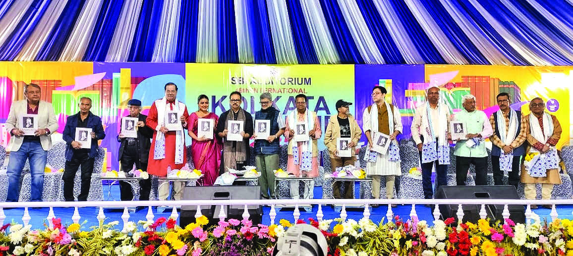 Mamata: Frames of Change, a pictorial tribute to Bengal CM unveiled at Kolkata book fair