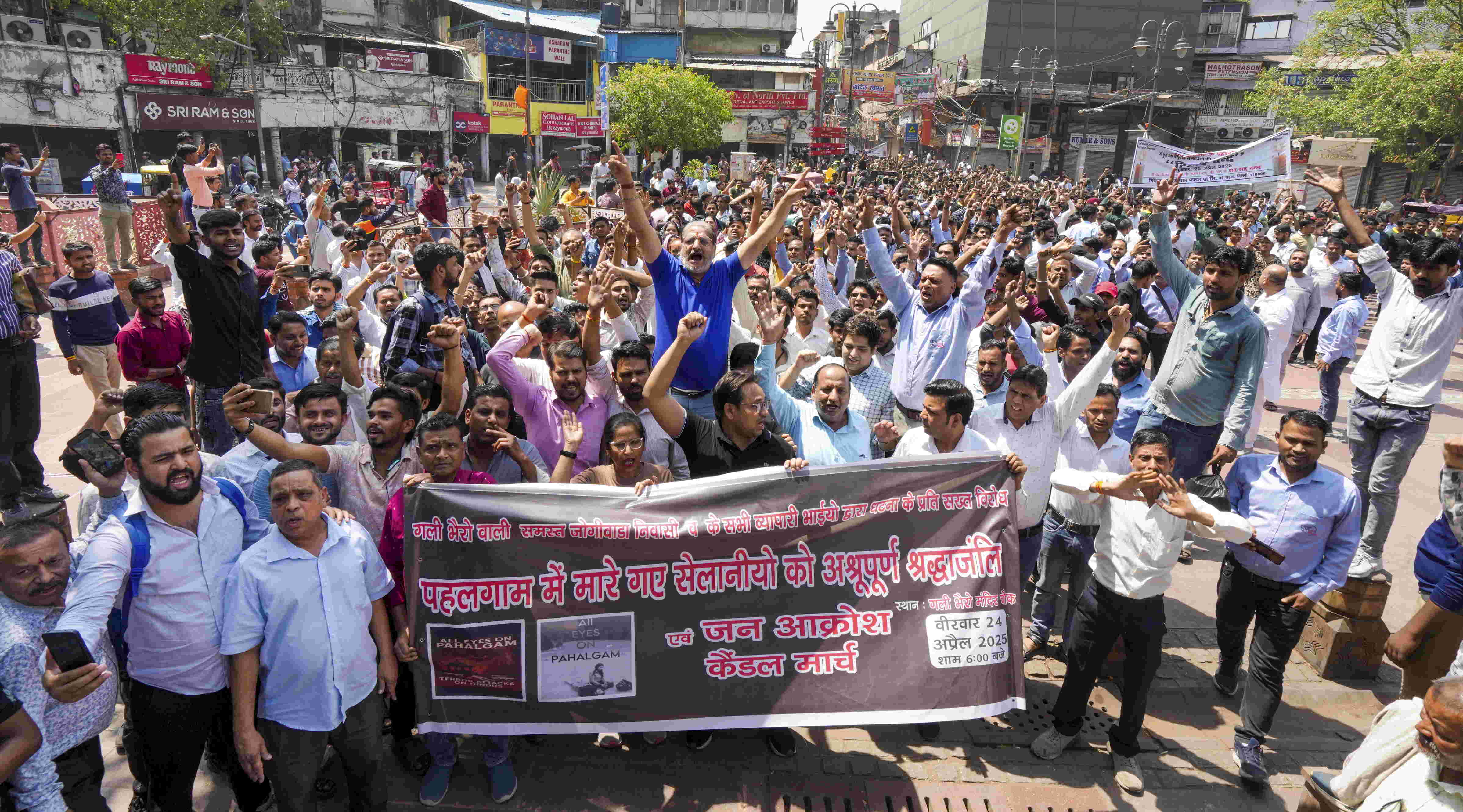 Delhi traders observe bandh today in tribute to Pahalgam terror attack ...