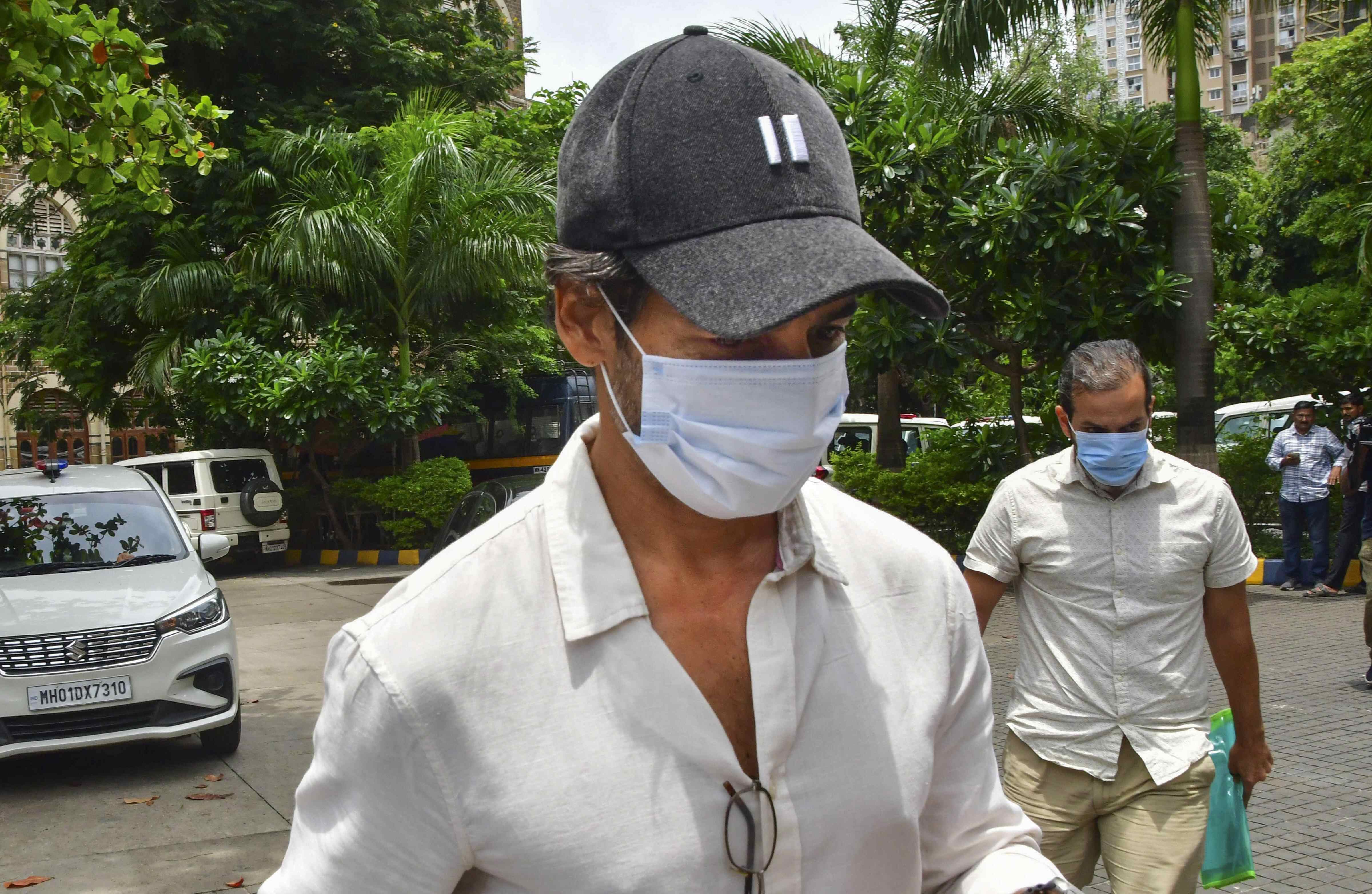 EOW questions Bollywood actor Dino Morea, brother in Mithi river ...