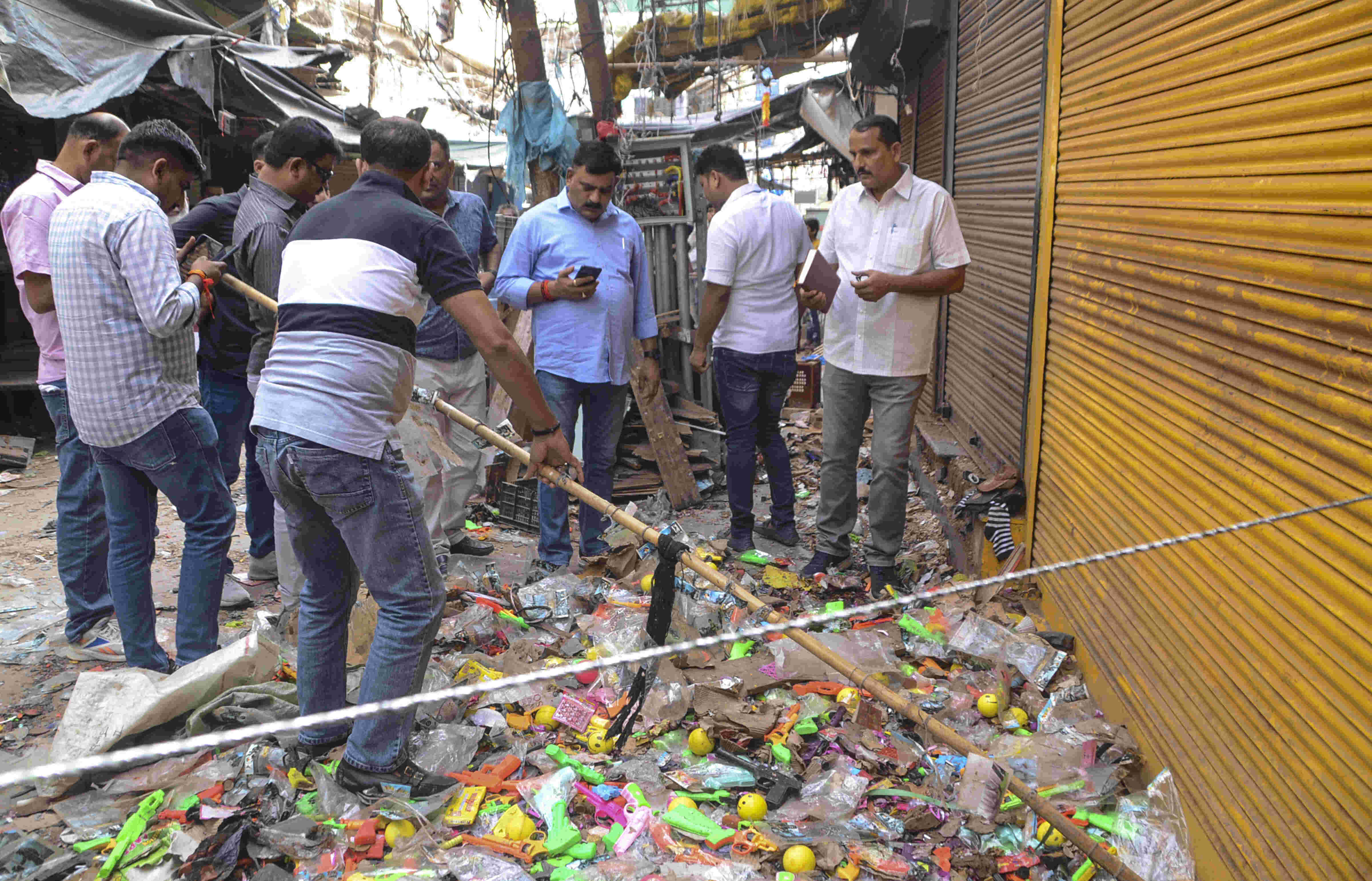 Explosion in Kanpur market: Police seize illegal firecrackers, arrest six