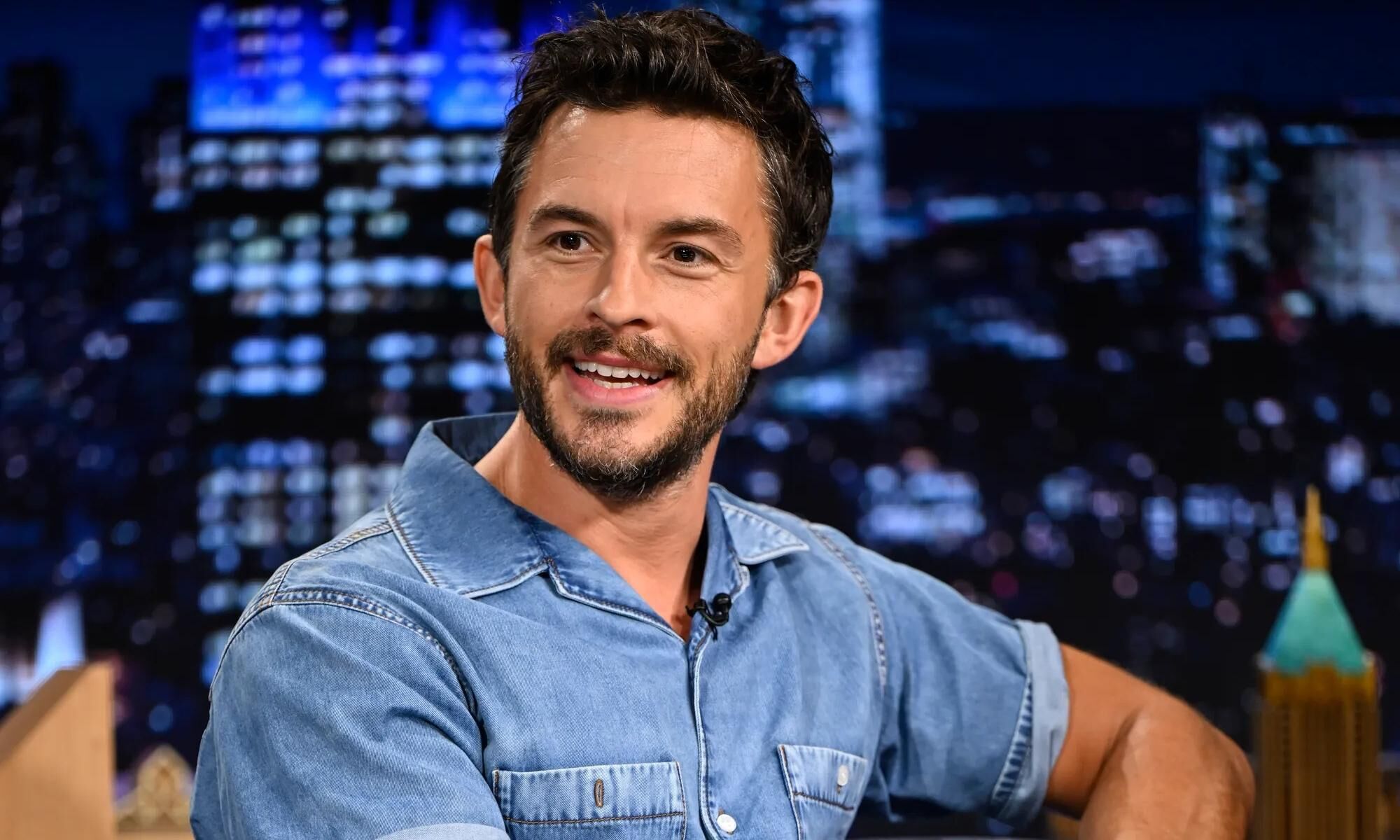 Jonathan Bailey named People magazine’s ‘Sexiest Man Alive 2025’