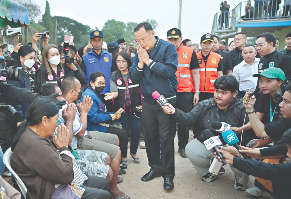 Construction crane falls onto train in Thailand; 30 killed