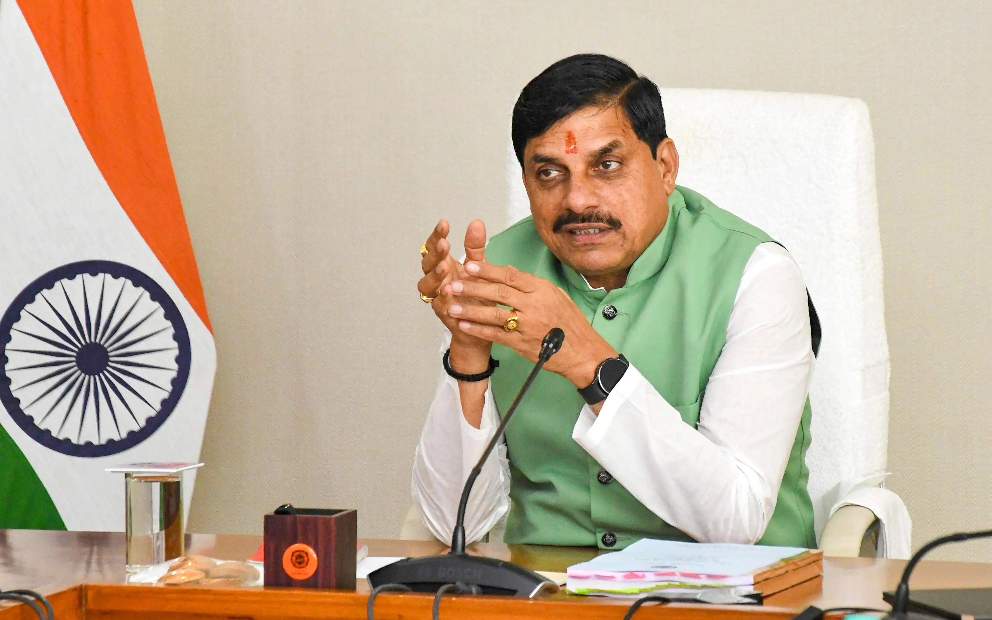 MP CM says Cong allowed Union Carbide CEO Anderson to flee after gas ...